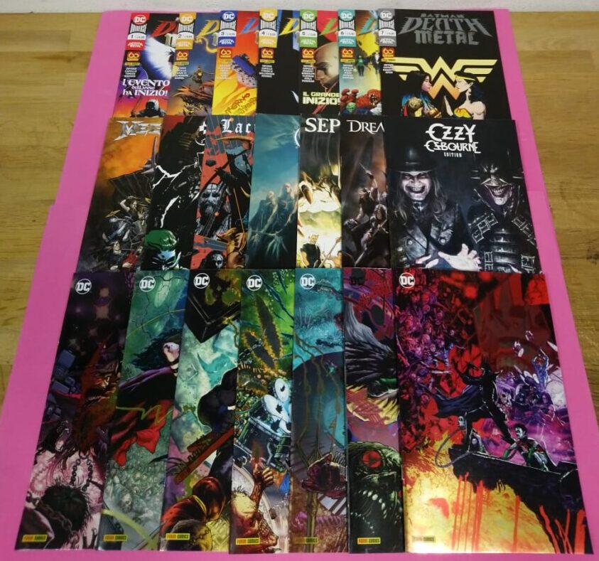 Negozio » Batman: Death Metal 1-7 – Cover FULL SET (Regular + Metal + Band)